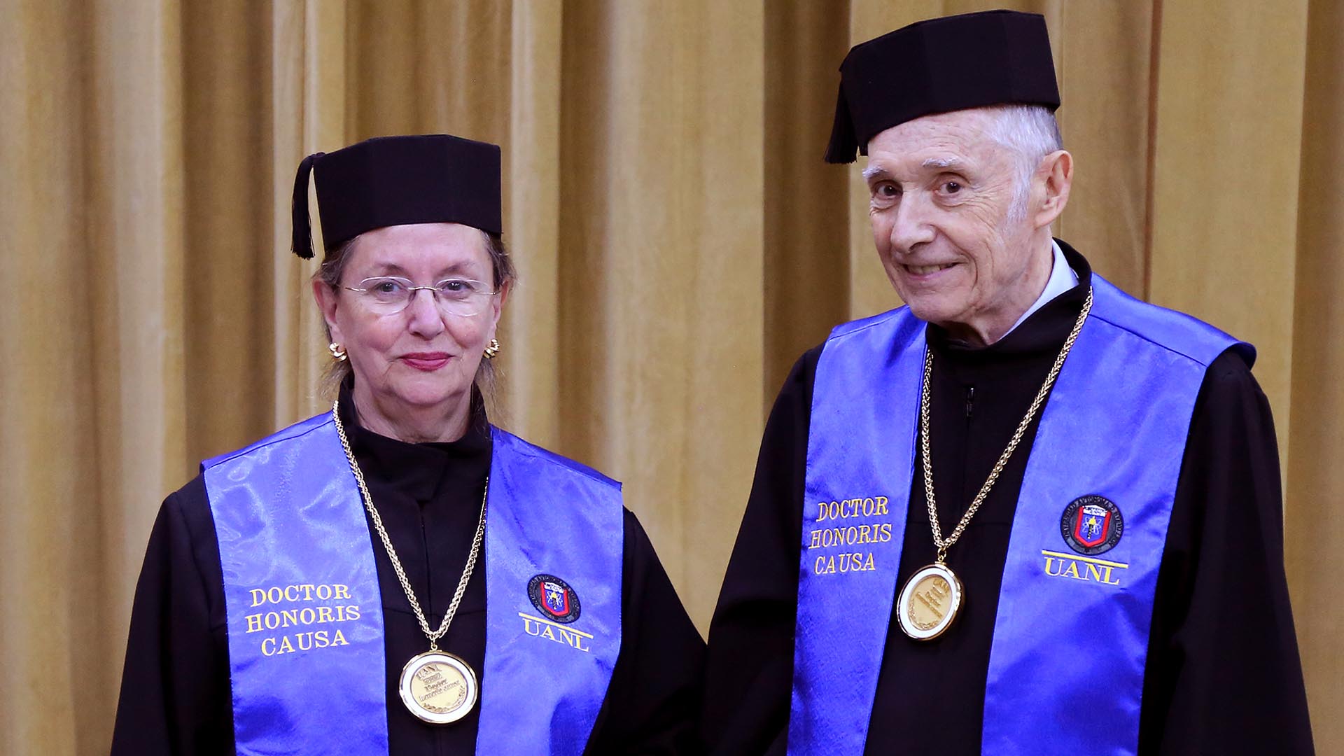 Valtierra, Valcárcel y Girard reciben Honoris Causa - Vida ...