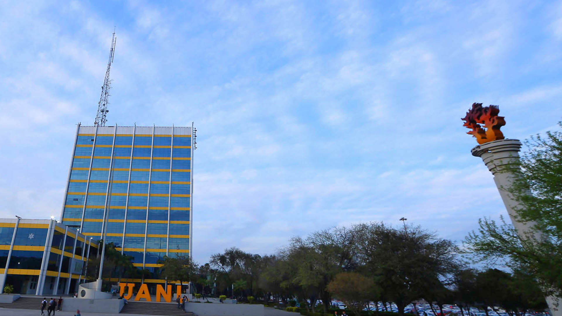 Se alista UANL para atender a todos sus aspirantes - Vida Universitaria ...