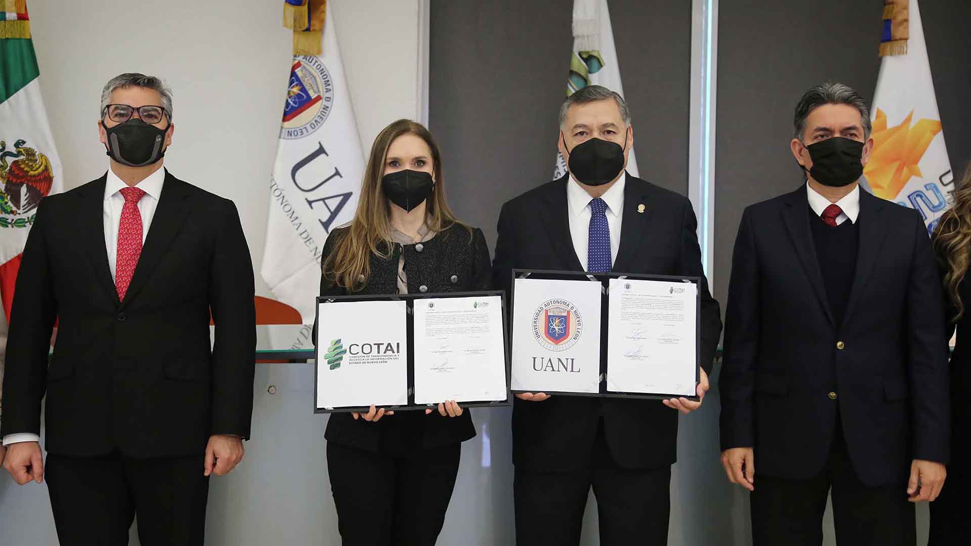 Signan convenio UANL y Comisión de Transparencia y Acceso a la Información - Vida Universitaria ...