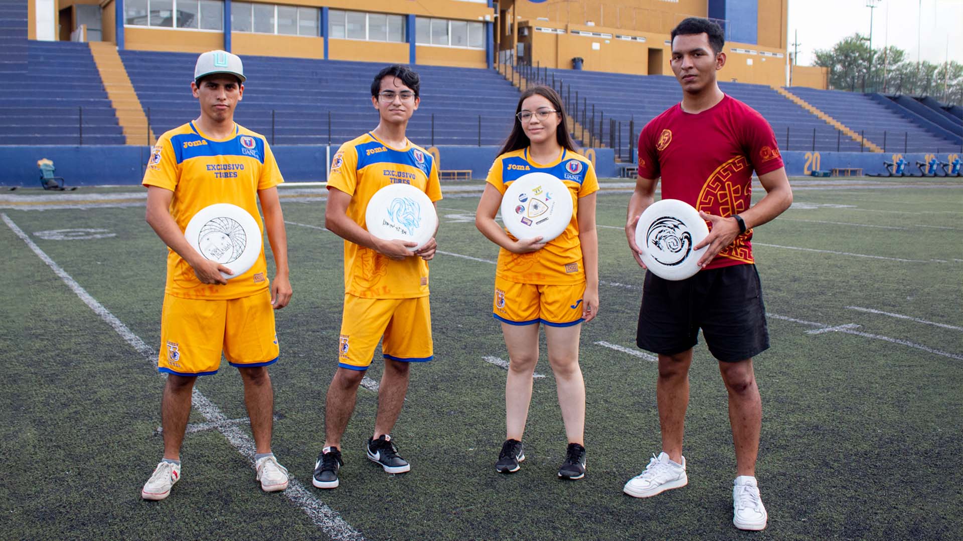 Tiene UANL primer torneo universitario de frisbee - Vida Universitaria - Universidad Autónoma de ...