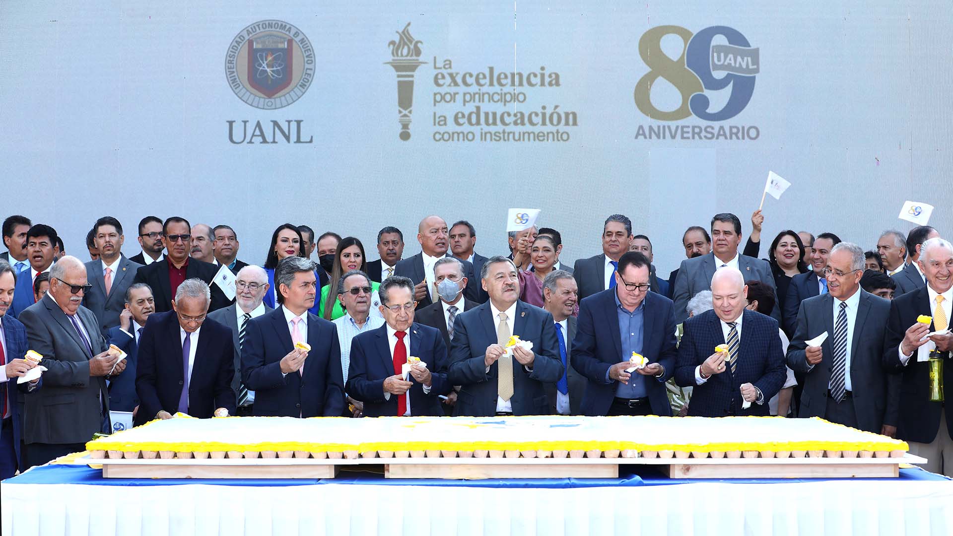 Avanza UANL hacia la internacionalización - Vida Universitaria ...