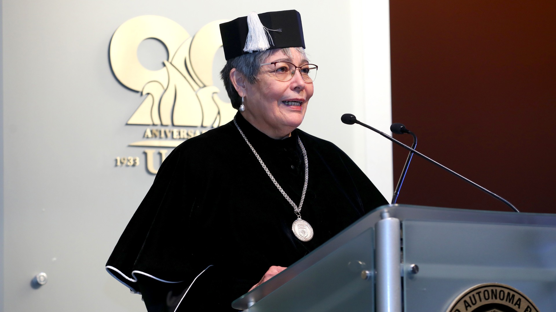 H. Junta de Gobierno de UANL toma protesta a Emilia Vásquez Farías como ...