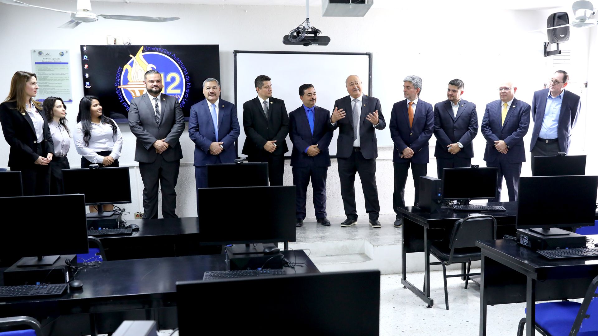 Festeja Preparatoria 12 su 50 aniversario - Vida Universitaria ...