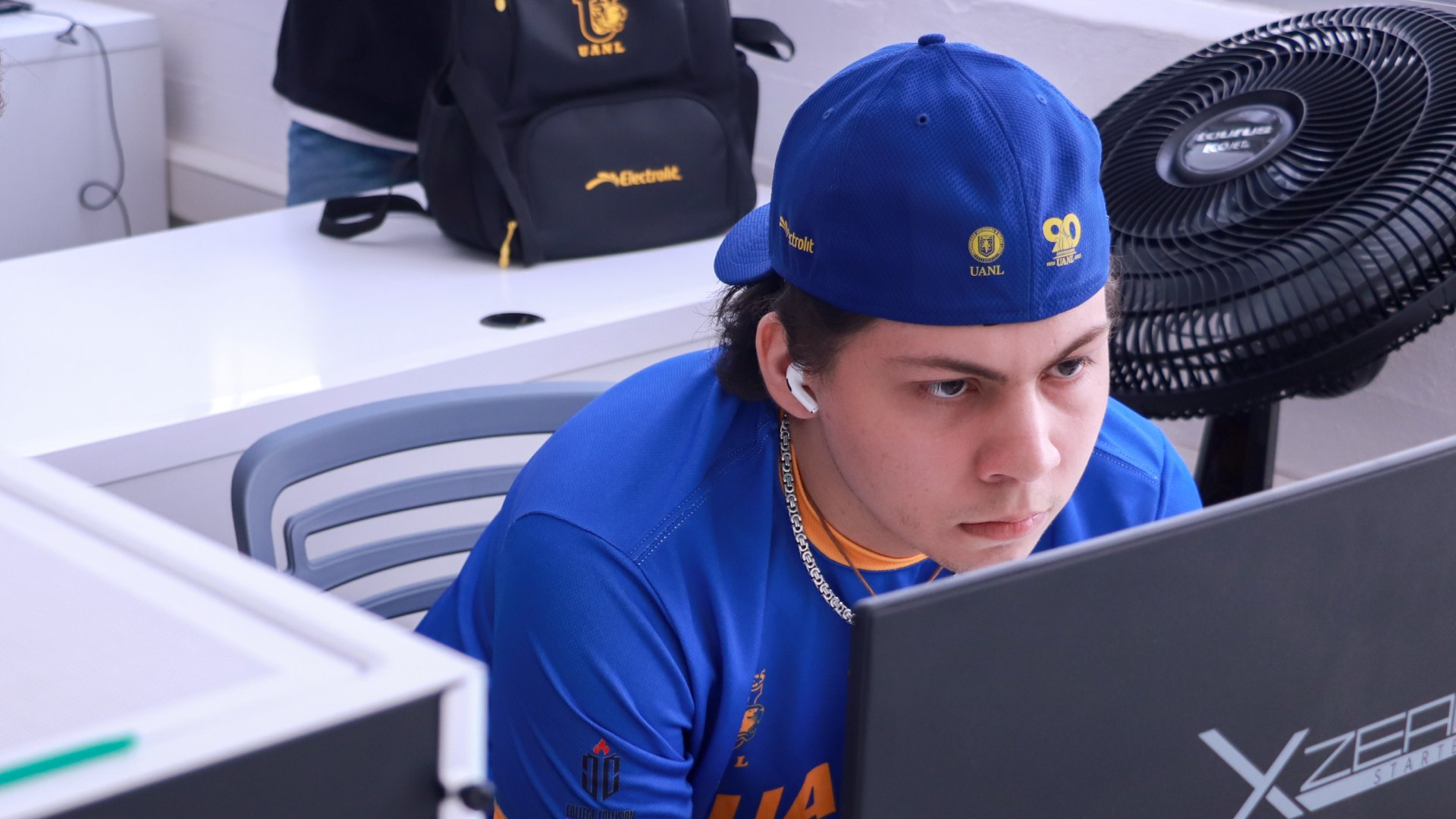 Logra Tigres medalla de plata en FIFA - Vida Universitaria ...