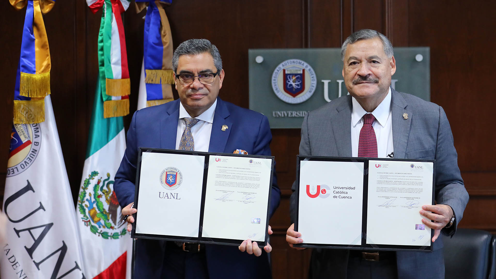 Firma UANL acuerdos con Universidad Católica de Cuenca - Vida Universitaria - Universidad ...