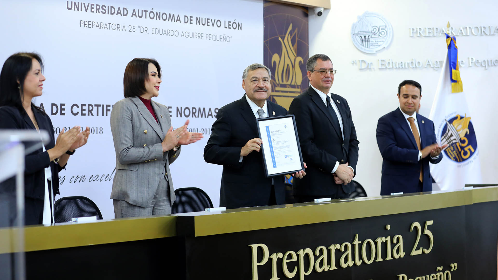 Procesos académicos y administrativos de Preparatoria 25 reciben ...