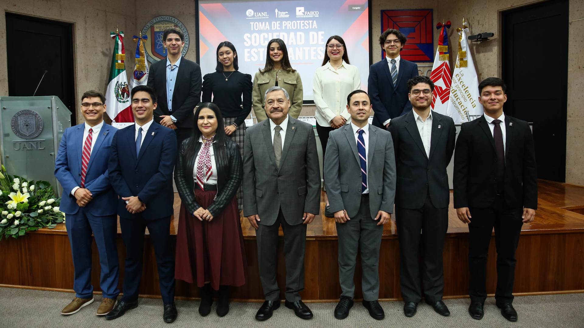 Toma protesta sociedad de alumnos de la FAECO - Vida Universitaria ...