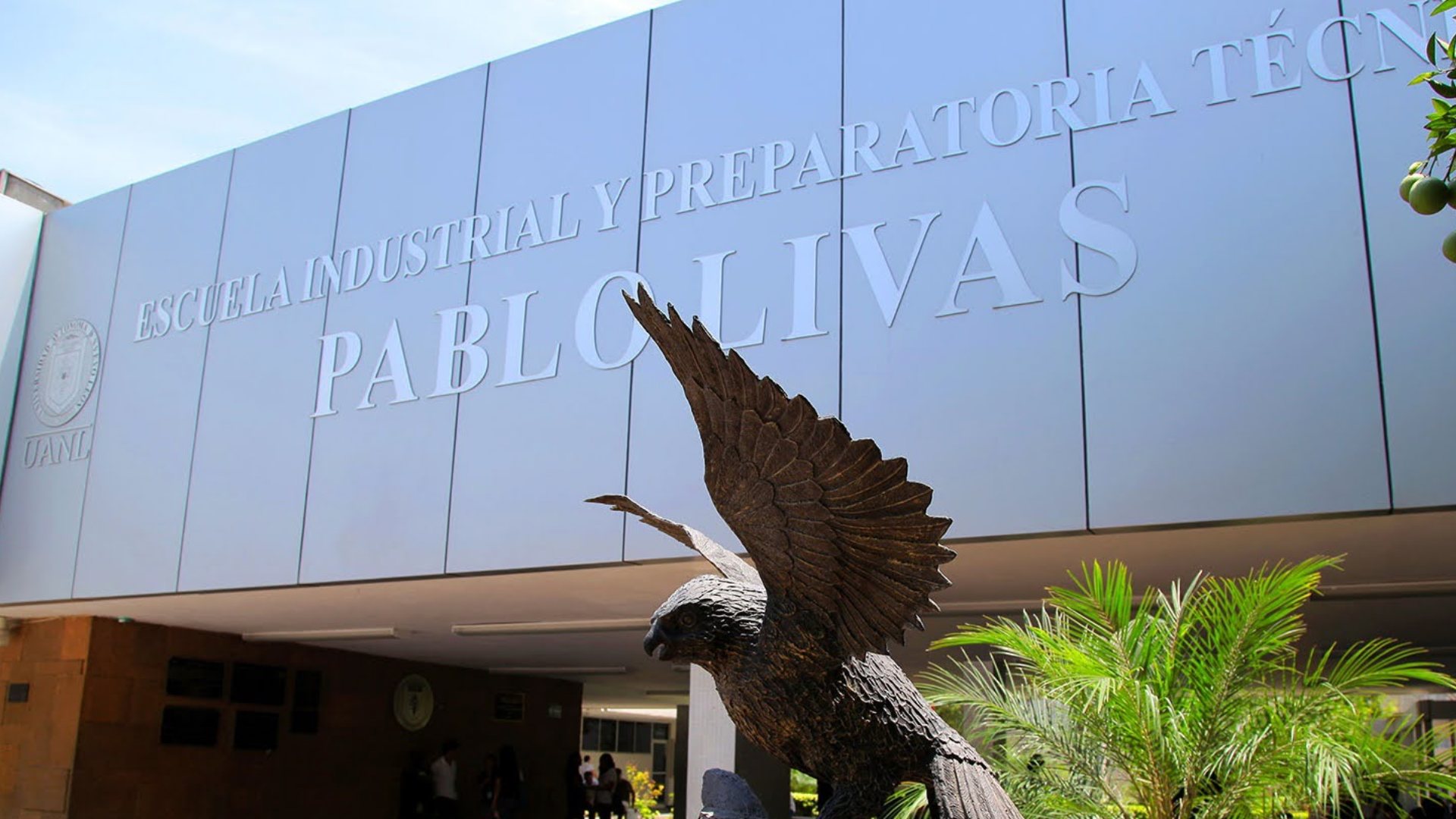 Preparatoria Pablo Livas prepara festejos por su 105 aniversario - Vida ...
